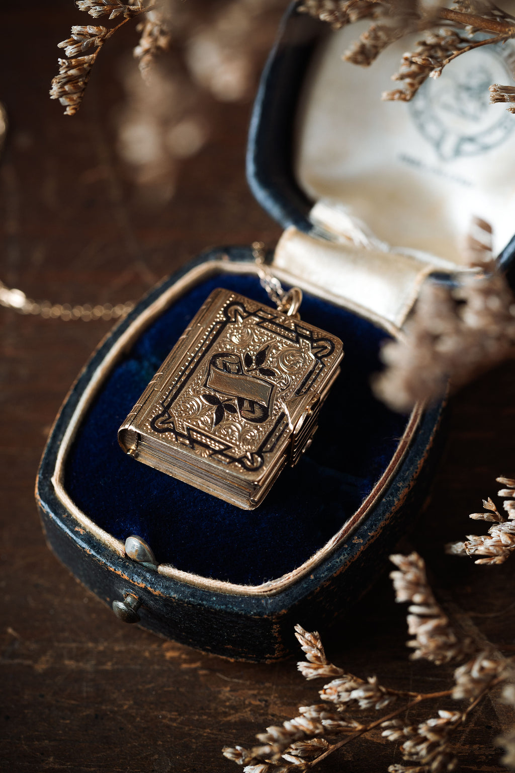 Victorian Book Locket – The Veiled Mirror