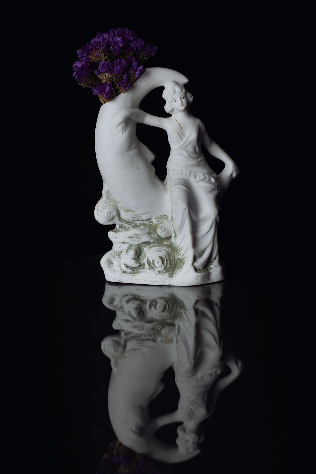 Art Nouveau Lady on the Moon Bisque Bud Vase – The Veiled Mirror
