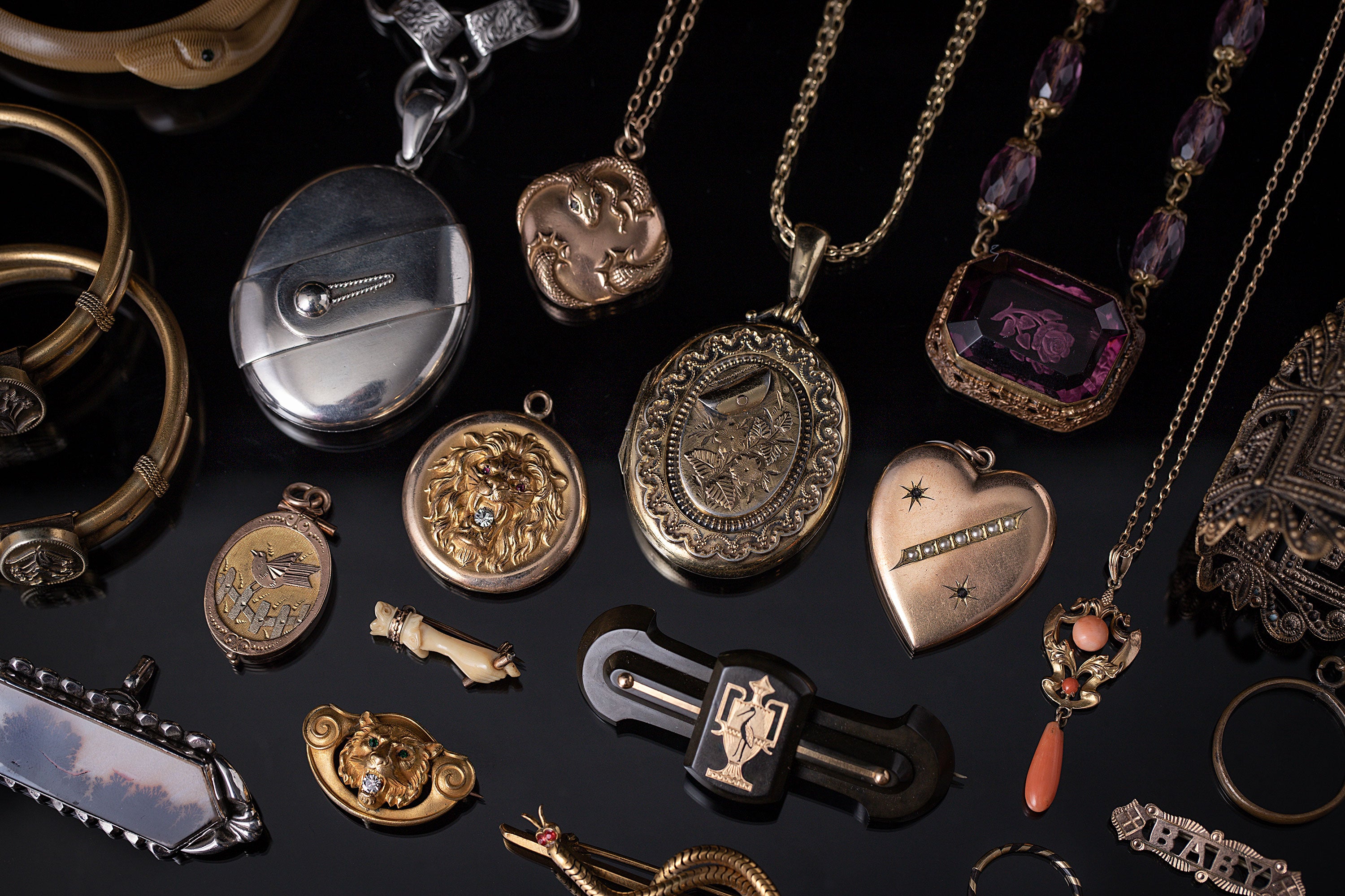 The Veiled Mirror - Antique Jewelry and Curios