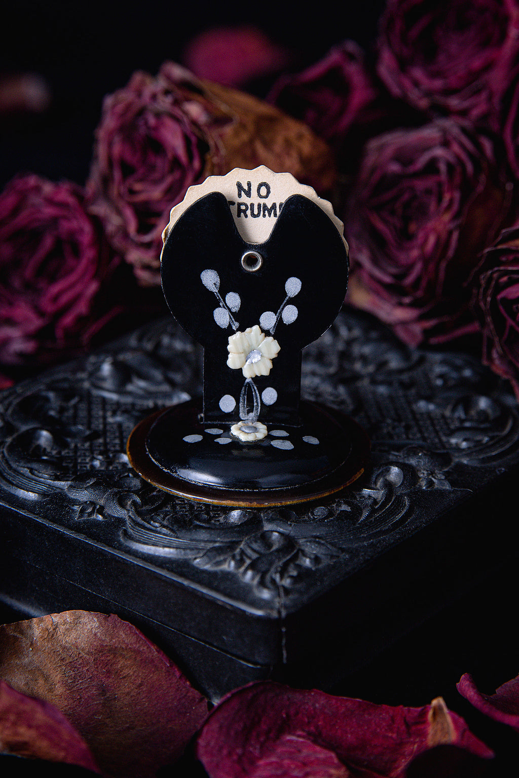 Late Victorian Bridge Whist Trump Indicator – The Veiled Mirror